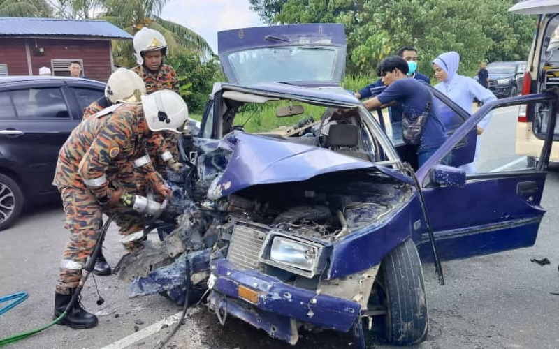 Lelaki maut Proton Saga bertembung Perodua Axia - Kosmo Digital