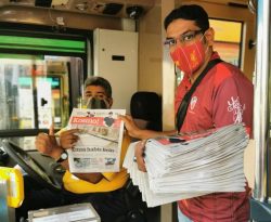 Penyokong Liverpool edar akhbar Kosmo! percuma - Kosmo Digital