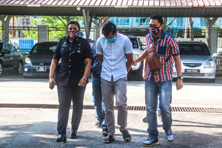 Doktor tipu pelaburan didakwa lagi - Kosmo Digital