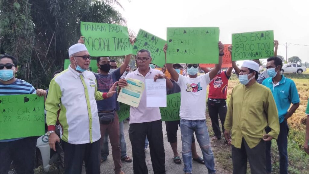 200 pesawah tidak puas hati pemotongan timbangan padi - Kosmo Digital