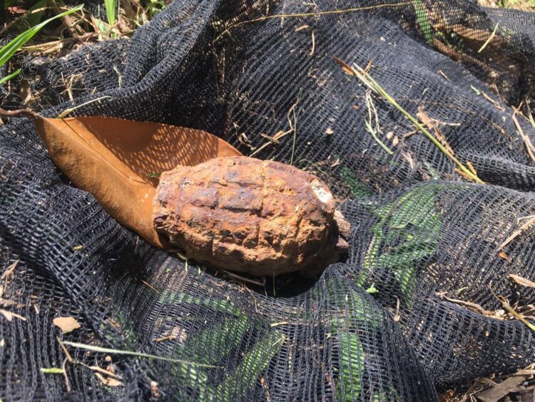 Bom tangan lama dijumpai di dusun buah - Kosmo Digital