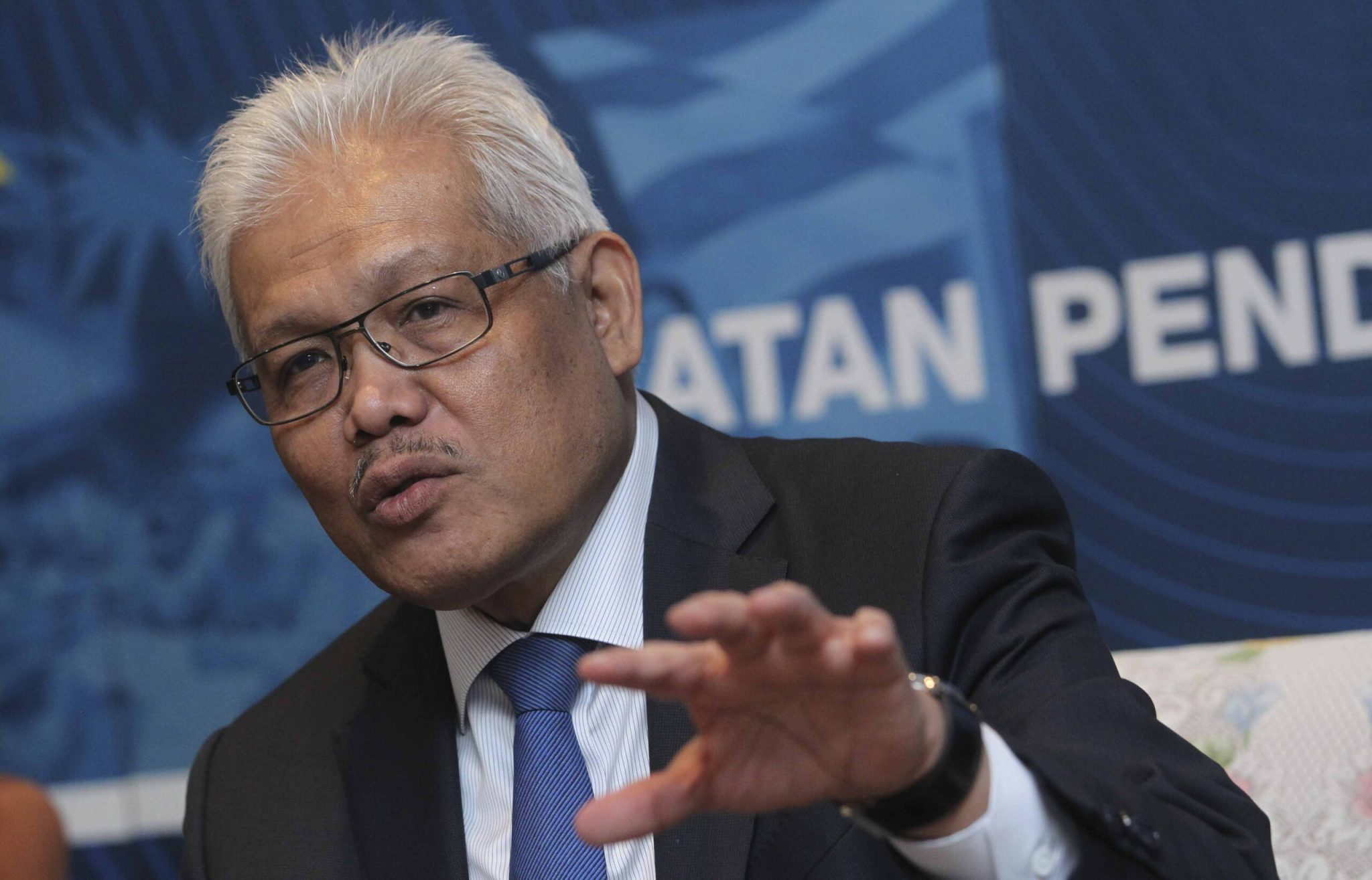 Hamzah dahului senarai penerima pingat kebesaran Sabah - Kosmo Digital