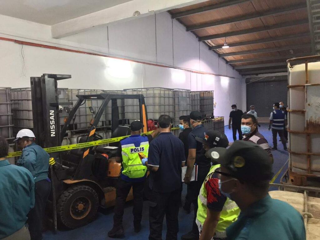 Premis stor bahan buangan disyaki punca pencemaran - Kosmo Digital