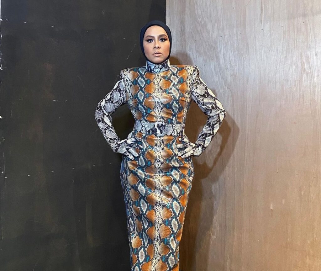 Geli-geleman, takut tengok baju ular Jihan - Kosmo Digital