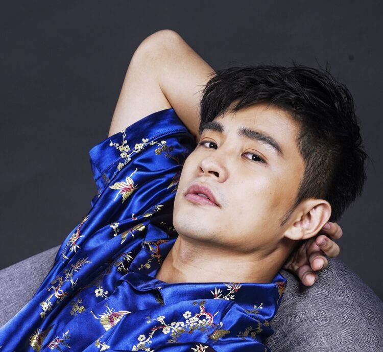 Topeng antagonis Alvin Chong - Kosmo Digital