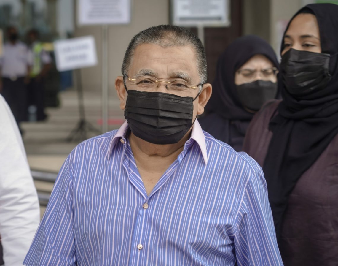 Gelaran Tan Sri Isa Samad ditarik balik - Kosmo Digital