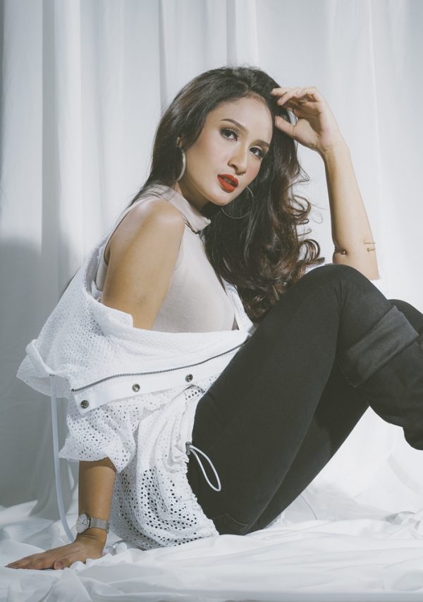 Neera Azizi, ada di dalam tiada - Kosmo Digital