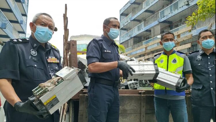 Suspek curi mesin bitcoin diberkas - Kosmo Digital