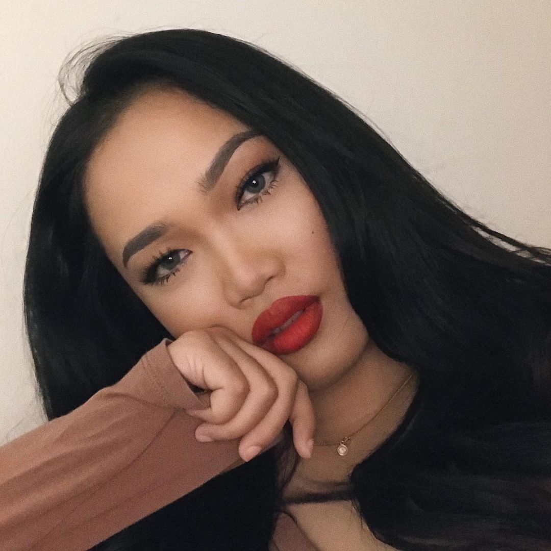 Kabut Serangkai Mawar versi Mafarikha bikin merinding - Kosmo Digital