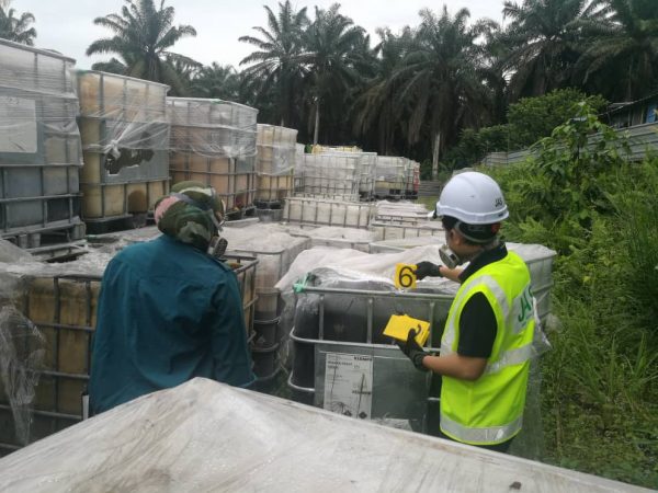 Tapak stor simpan bahan kimia haram - JAS - Kosmo Digital