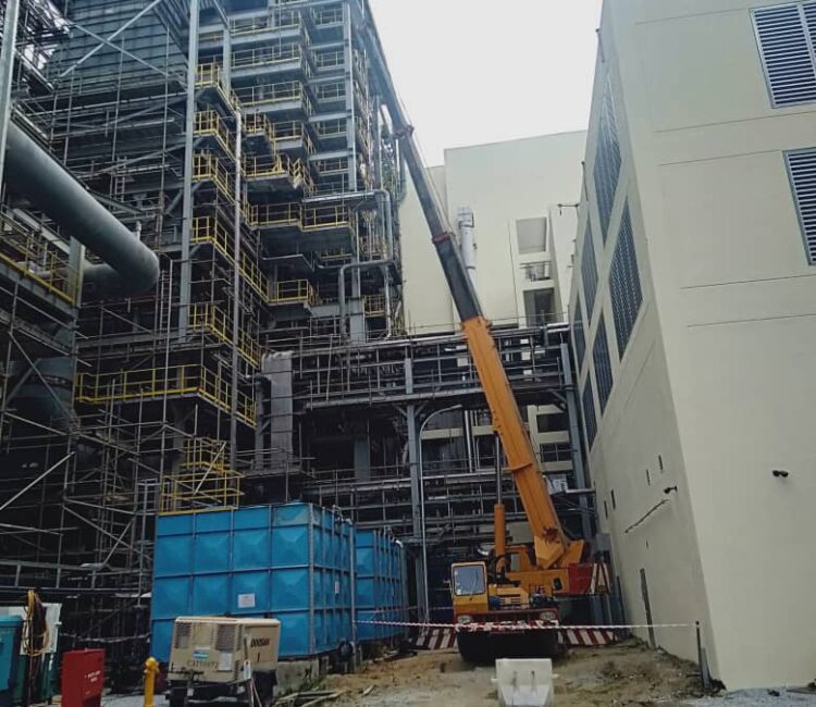 Pekerja binaan maut dihempap perancah besi - Kosmo Digital