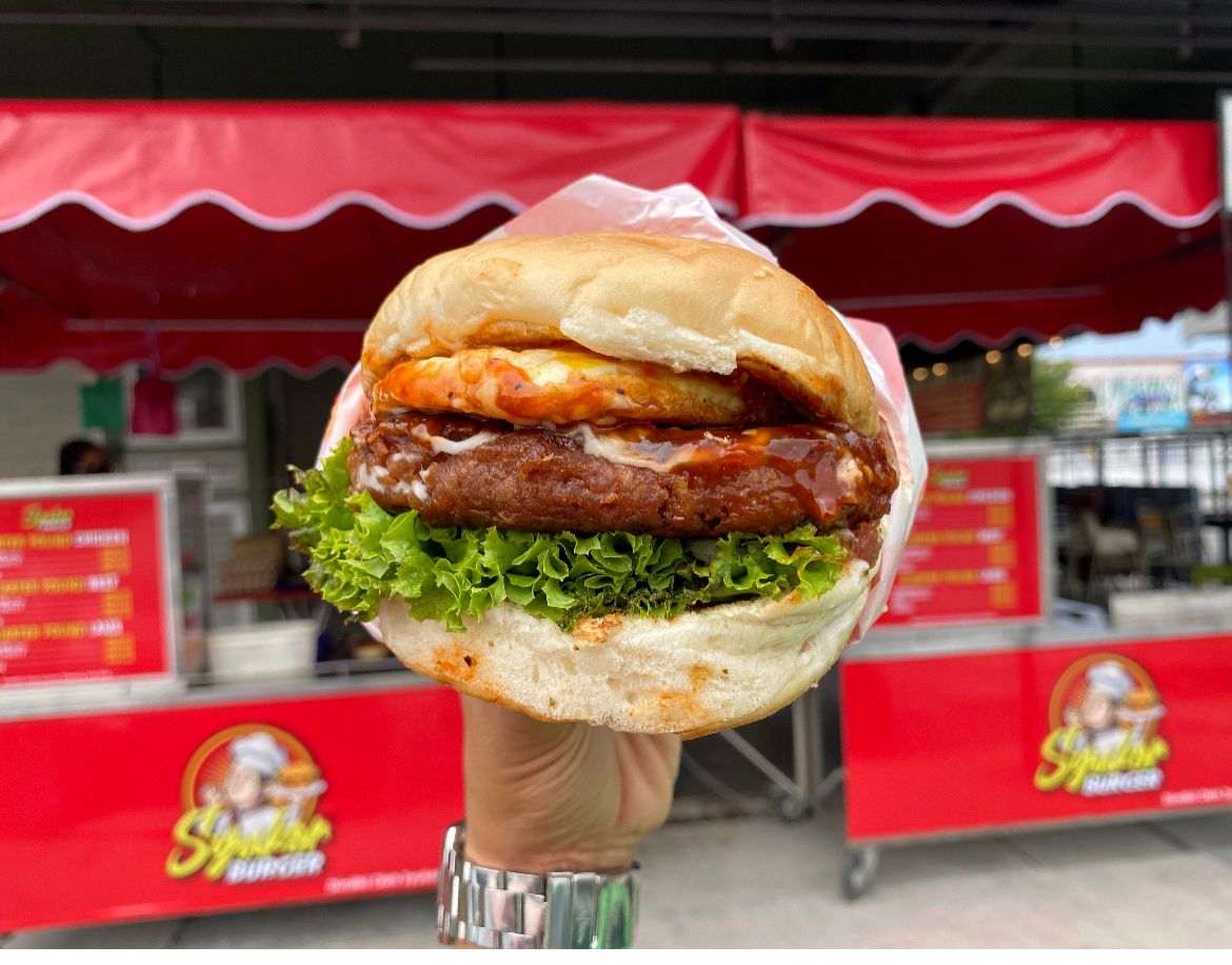Syukor Burger bakal miliki 1,000 kios burger akhir tahun ini - Kosmo ...