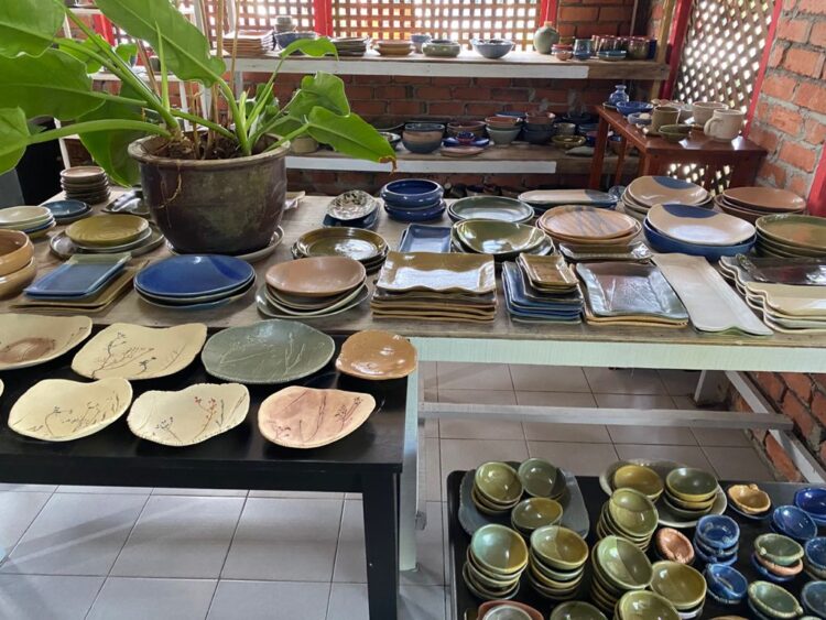 Buat produk seramik sendiri beri kepuasan - Kosmo Digital