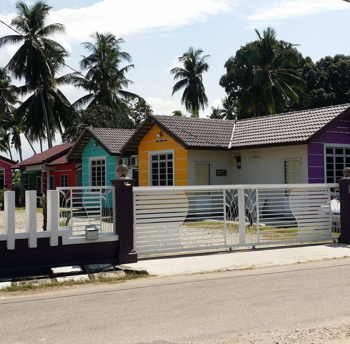 Tempahan inap desa laris bak pisang goreng panas - Kosmo Digital