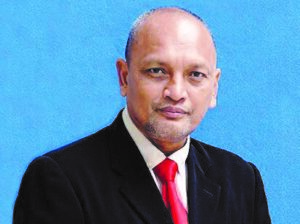 Rombak barisan kejurulatihan, lantik jurulatih import - Kosmo Digital