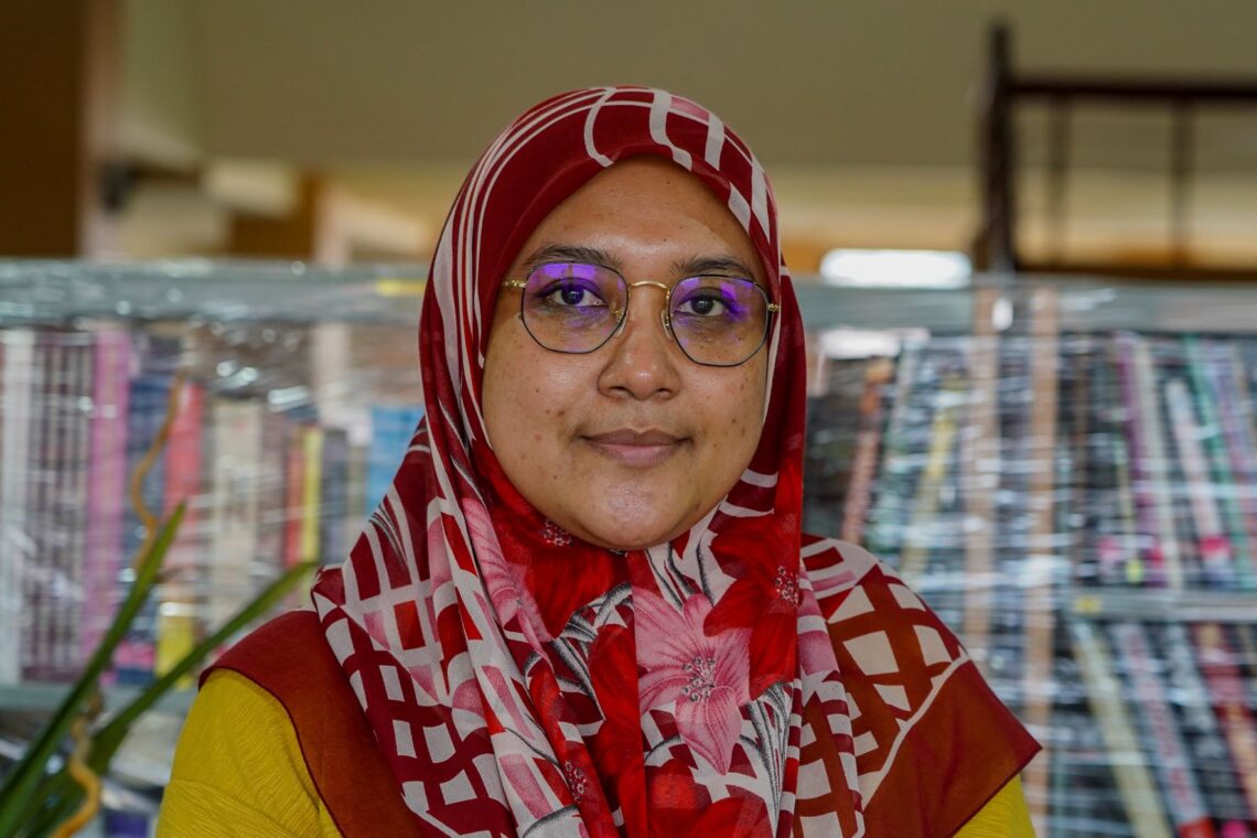 Penduduk Seksyen 33 lega akhirnya terima bantuan banjir - Kosmo Digital