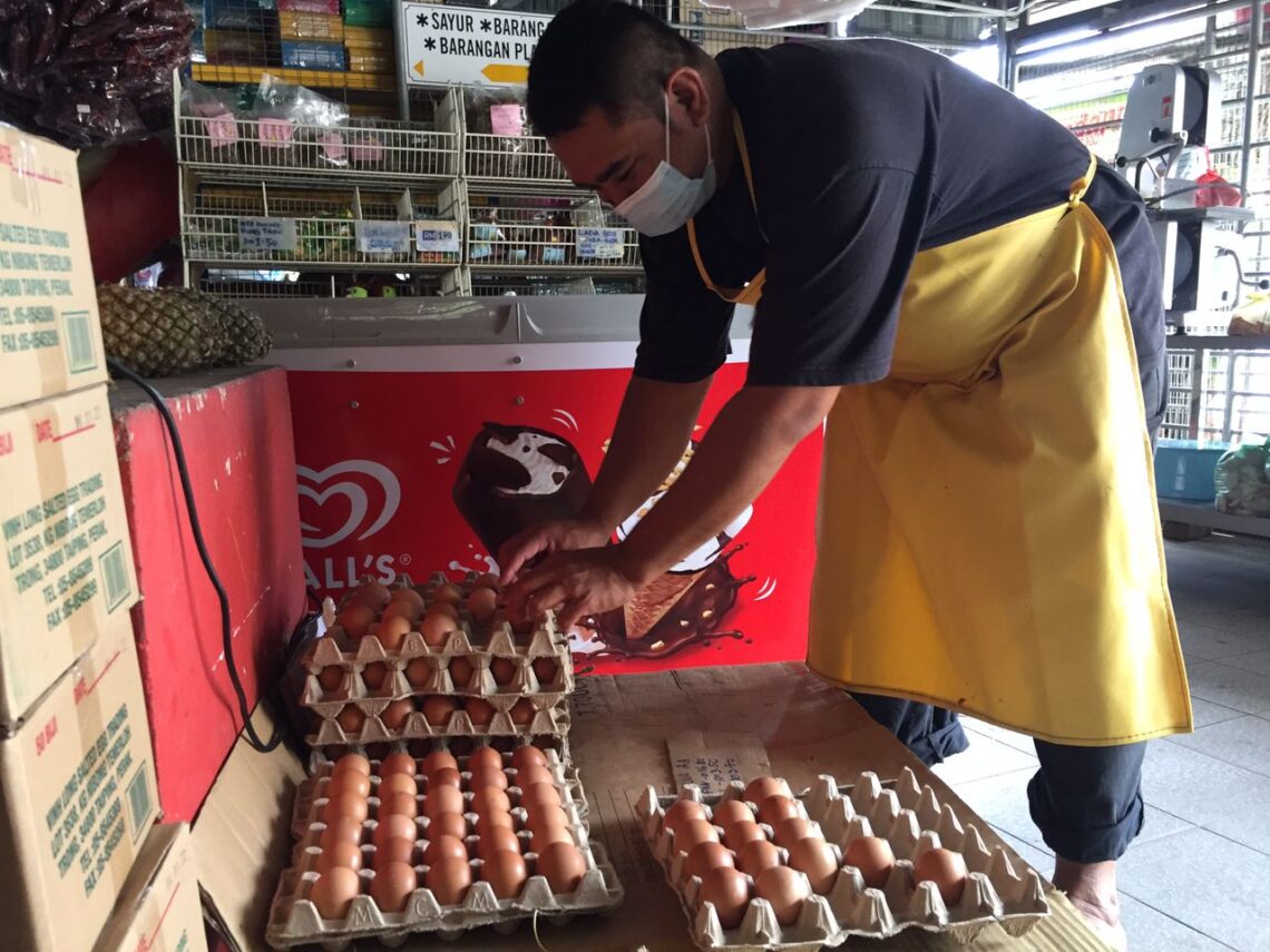 Hanya tinggal telur ayam gred AA - Kosmo Digital