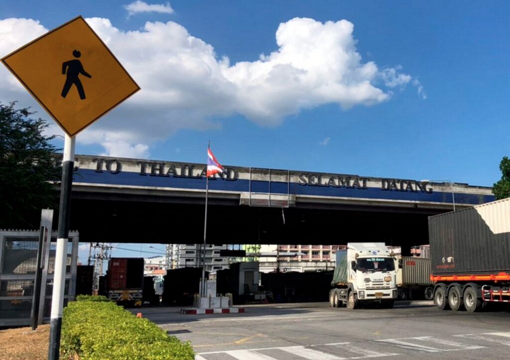 Hanya dua pintu sempadan Malaysia-Thailand dibuka - Kosmo Digital