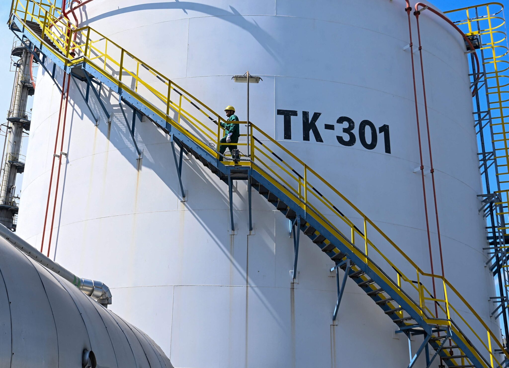 Sekatan ke atas minyak Russia tidak berkesan - Kosmo Digital