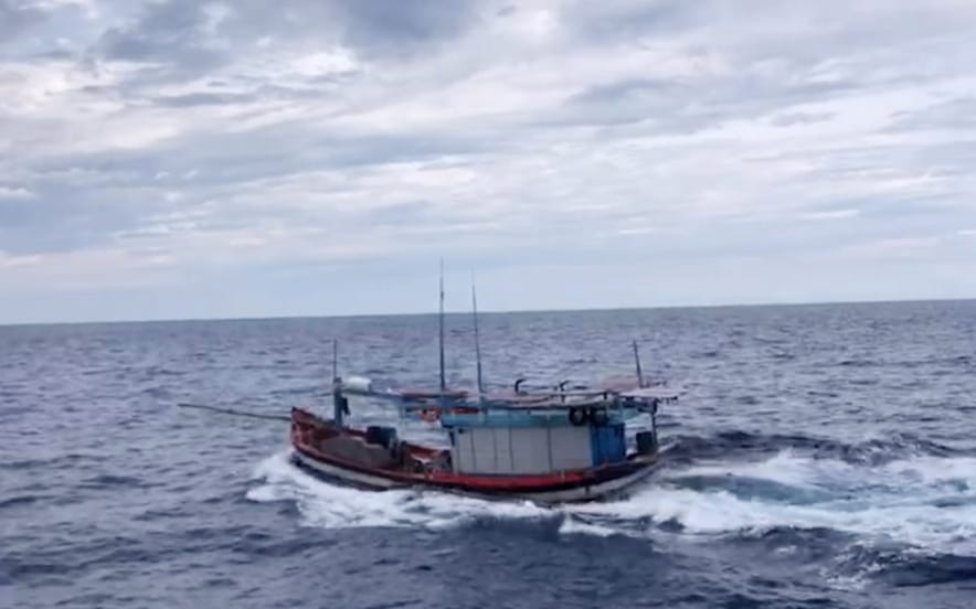 APMM tahan bot nelayan Vietnam di perairan Terengganu - Kosmo Digital