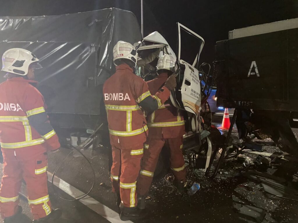 Pemandu, kelindan lori maut kemalangan di Jambatan Pulau Pinang - Kosmo ...