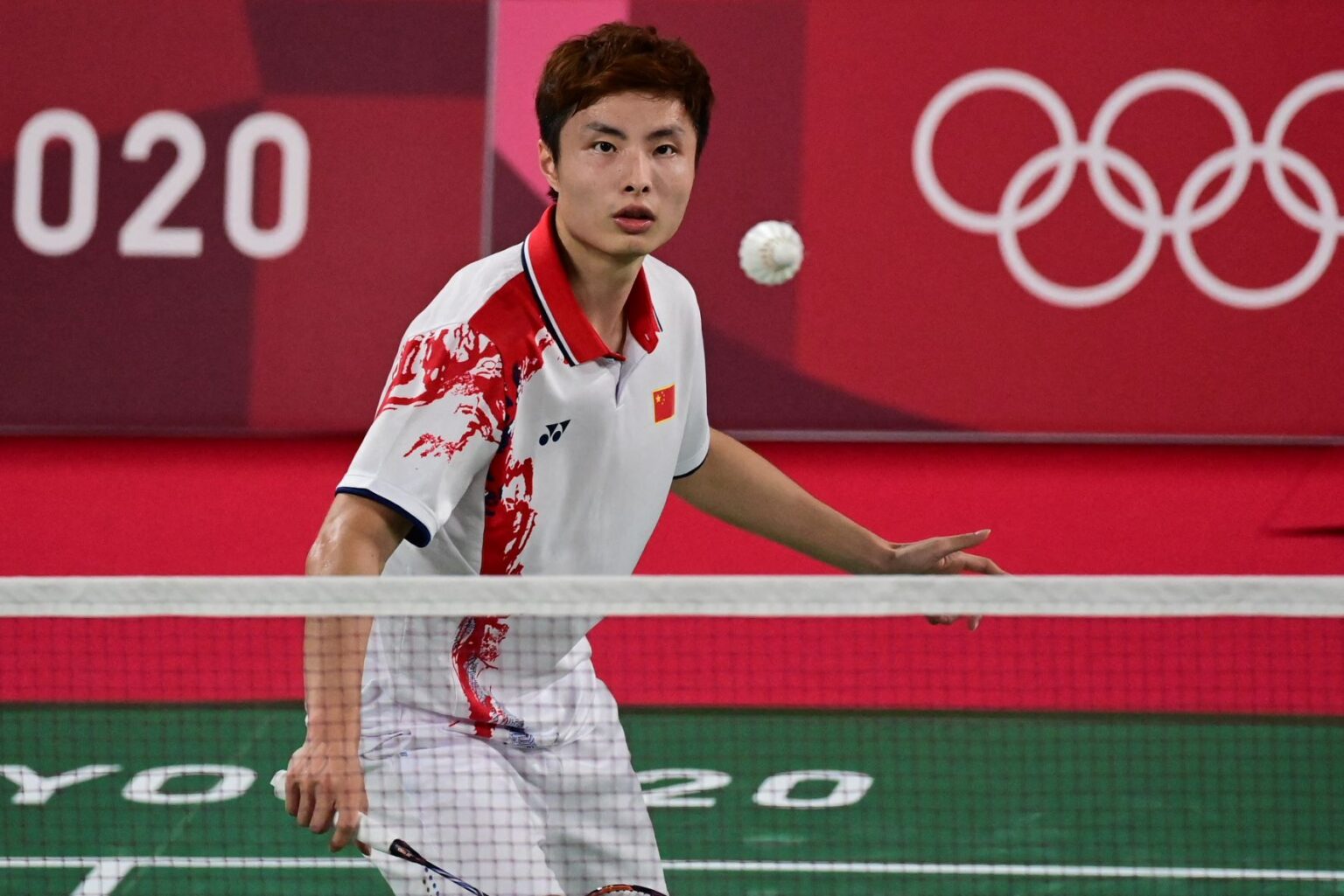 Shi Yuqi digantung selama setahun