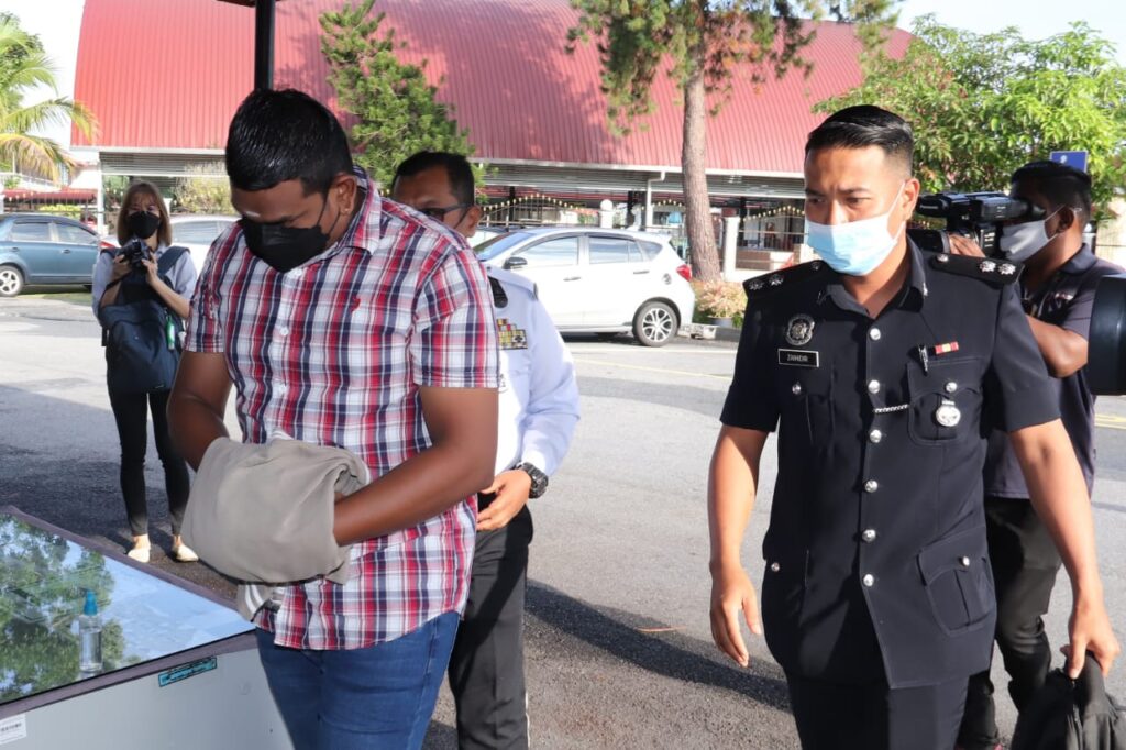 Pemandu lori mengaku tidak bersalah memandu ketika mabuk, sebabkan kematian - Kosmo Digital