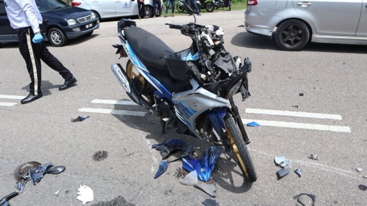 Remaja maut bergesel kereta masuk simpang - Kosmo Digital