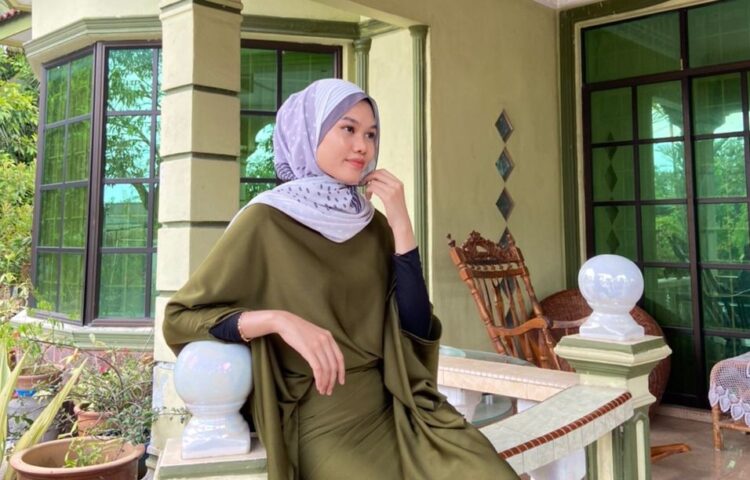 Gadis Kampus: Nur Syamimi Syasya nampak pemalu sebenarnya lasak - Kosmo ...
