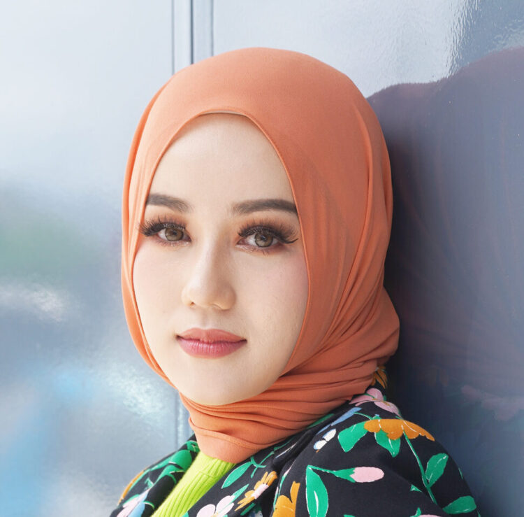 Sophia Albarakbah elak cinta lokasi - Kosmo Digital