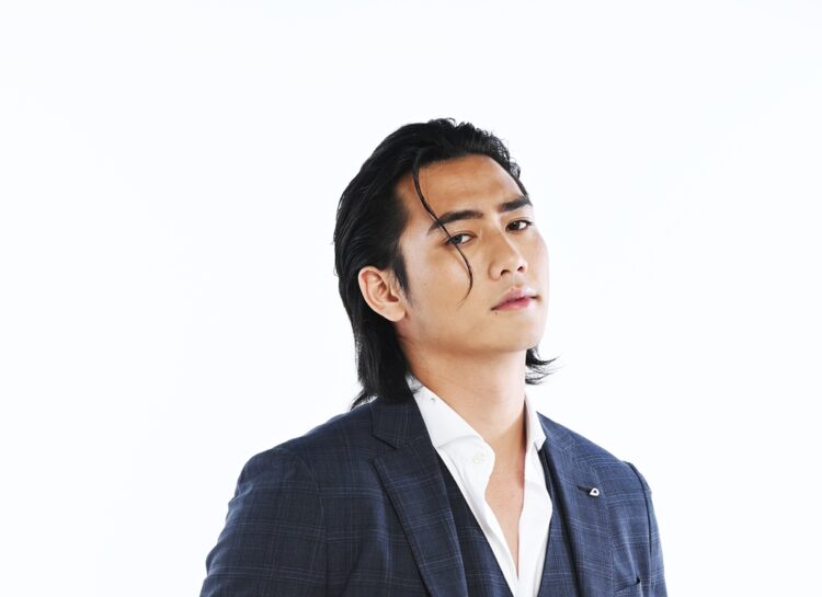 Hun Haqeem tunggu masa nak jadi penyanyi - Kosmo Digital