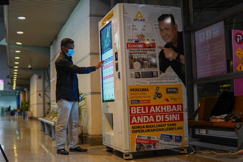 Akhbar Kosmo!, Utusan Malaysia kini dijual guna mesin layan diri ...