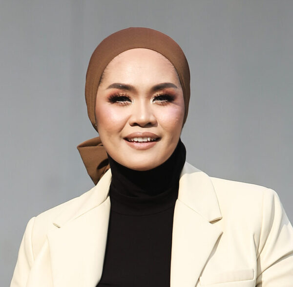 Liza Hanim tak pilih bulu, okey kerja dengan bakat baharu - Kosmo Digital