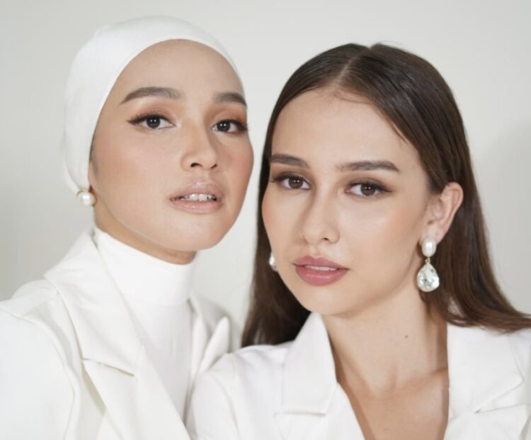 Anna Jobling terharu ‘dilamar’ Tya Arifin - Kosmo Digital