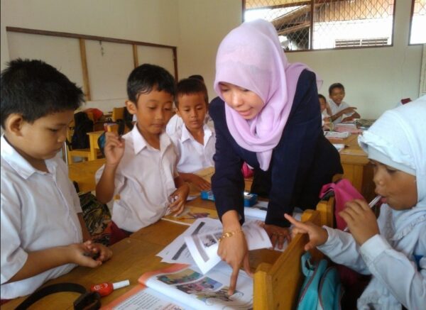 Indonesia wajibkan subjek sejarah di sekolah - Kosmo Digital