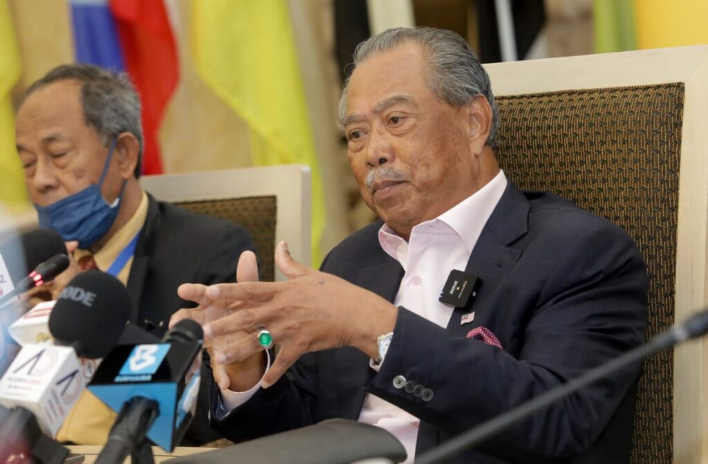Pas akan muktamad pilih PN atau UMNO - Kosmo Digital Pas akan muktamad pilih PN atau UMNO - Kosmo Digital