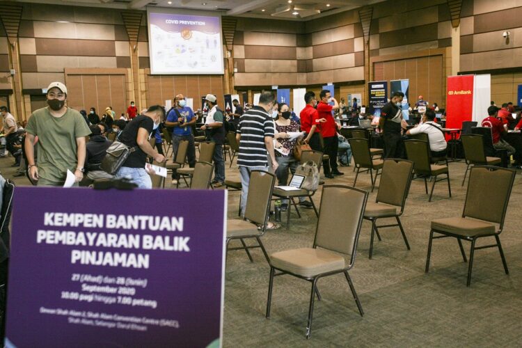 Turunkan kadar cukai, moratorium PMKS tambah hutang - Kosmo Digital