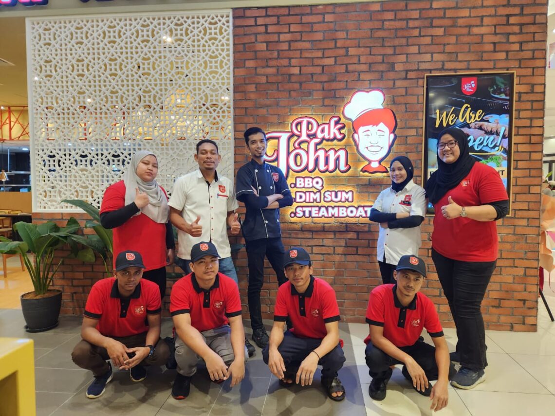 Nikmati menu bufet stimbot Pak John di AEON Mall - Kosmo Digital