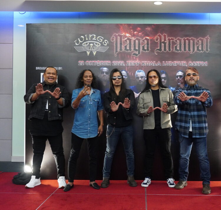 Habis konsert, Wings 'berehat' buat umrah - Kosmo Digital