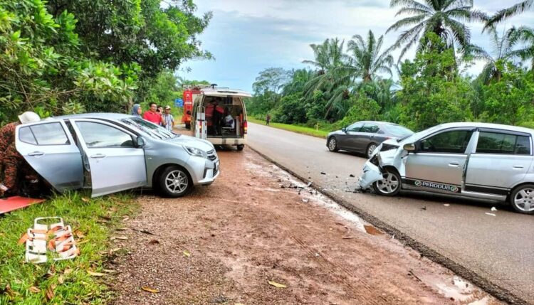Dua wanita maut Myvi bertembung Viva - Kosmo Digital