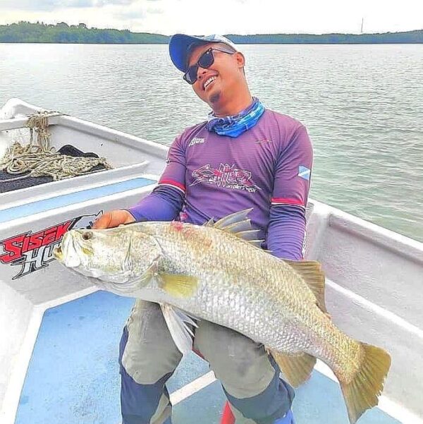 Ikan sisik mega buruan kaki pancing - Kosmo Digital