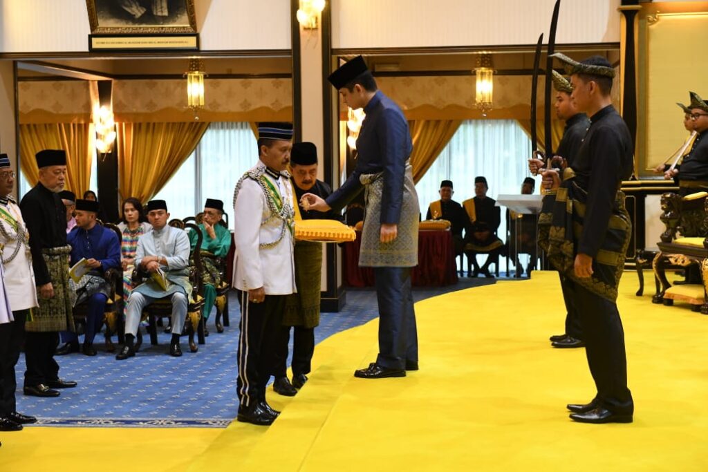 162 terima darjah, pingat kurniaan Pemangku Raja Pahang - Kosmo Digital 162 terima darjah, pingat kurniaan Pemangku Raja Pahang - Kosmo Digital