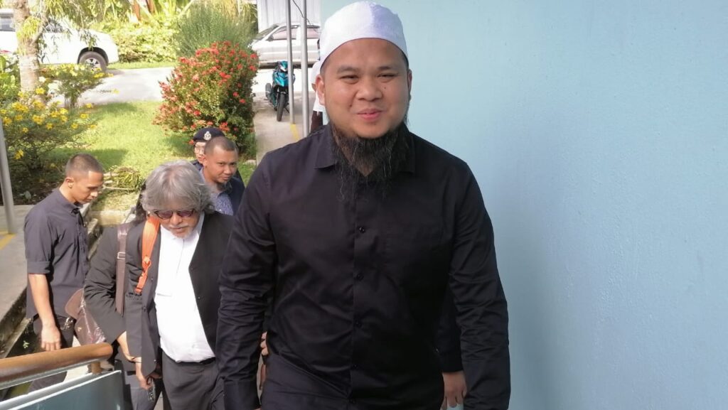 Bicara kes gangguan seksual Ebit Lew hari ini - Kosmo Digital