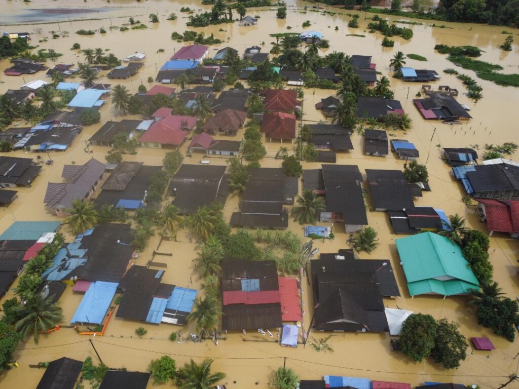 Sistem parit lemah burukkan lagi situasi banjir Pantai Timur - Kosmo ...