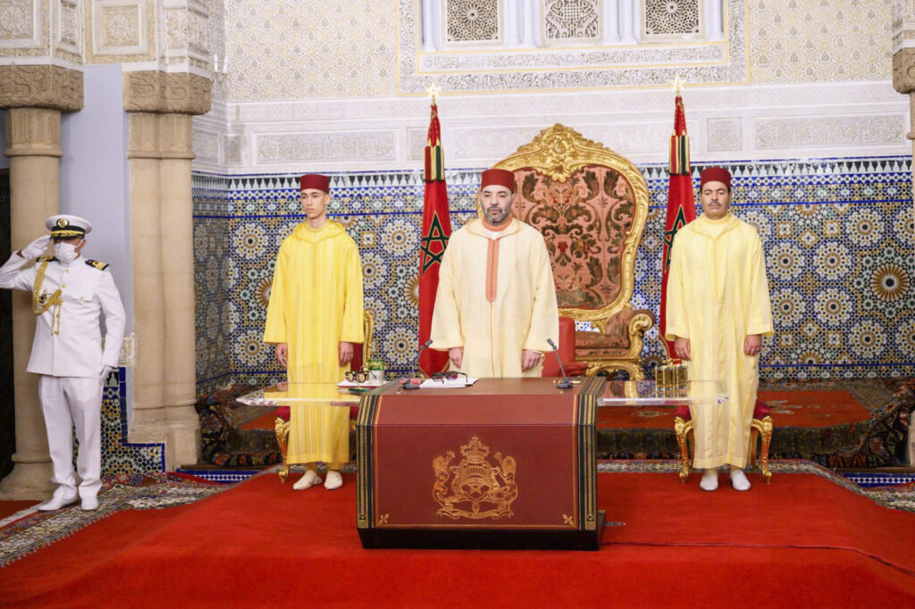 KERENGGA: Dua penulis didakwa cuba peras ugut Sultan Mohammed VI