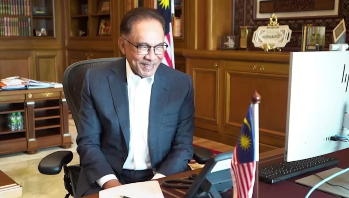 Anwar terima ucapan tahniah daripada PM Pakistan - Kosmo Digital