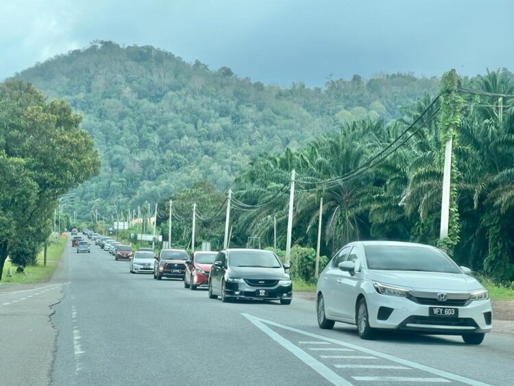 Aliran trafik sibuk menghala keluar Kelantan - Kosmo Digital