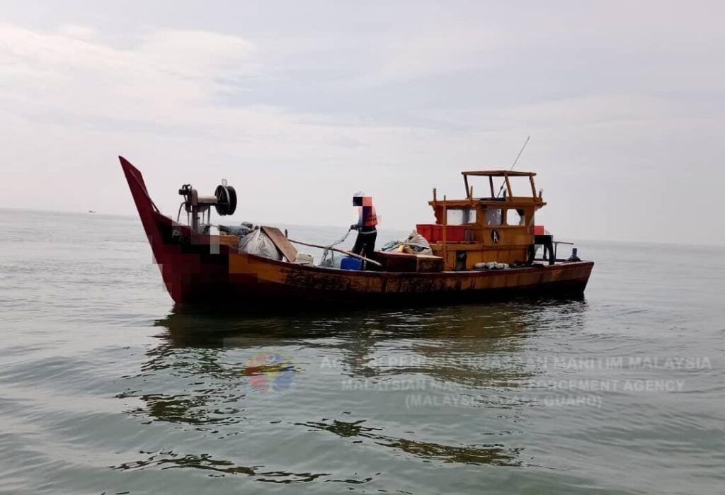 Bot nelayan tidak diusahakan sendiri pemilik ditahan APMM - Kosmo Digital