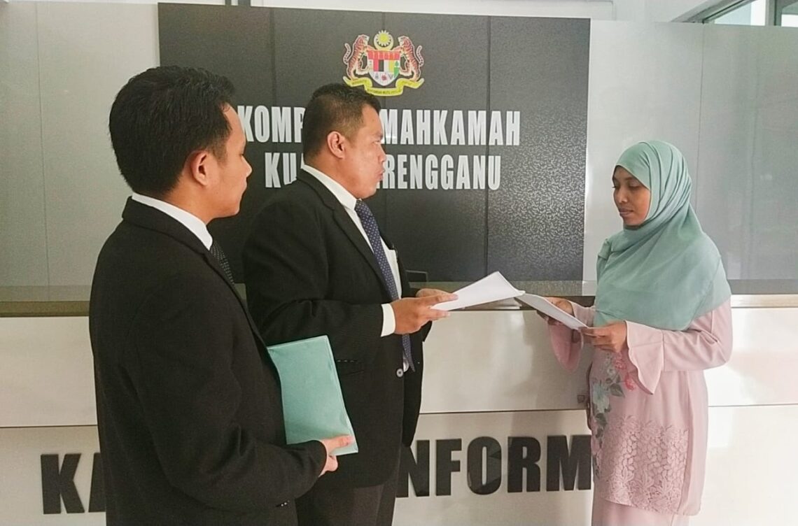 [VIDEO] Murid tahun 3 saman guru KAFA RM410,000 - Kosmo Digital