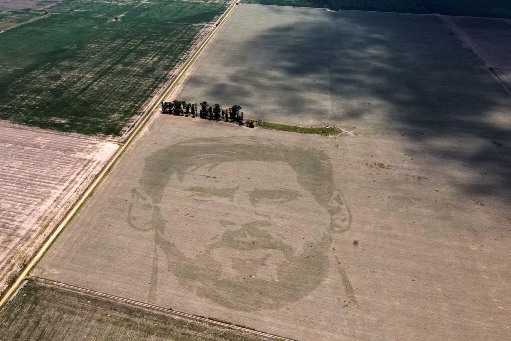 Ladang jagung berwajah Lionel Messi - Kosmo Digital